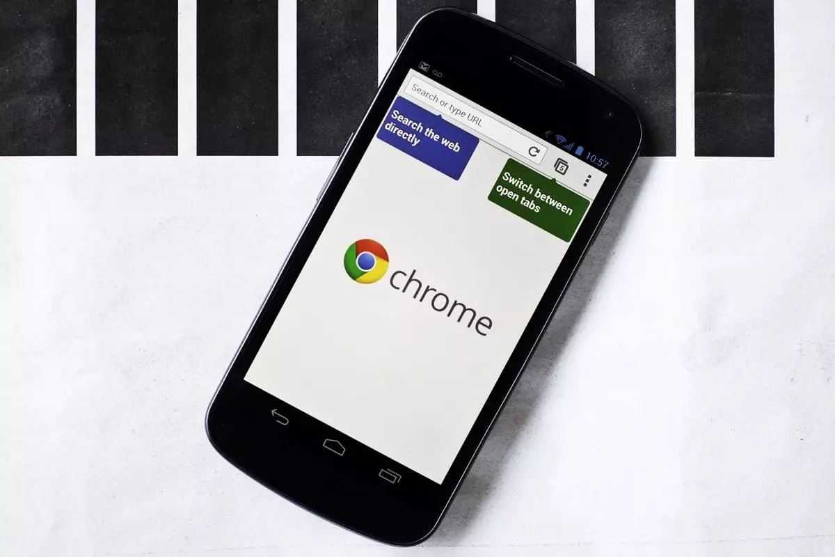 Google Chrome mo Smartphones maua se fou gaioiga na faʻatali mo le sili atu nai lo le 5 tausaga 10096_4