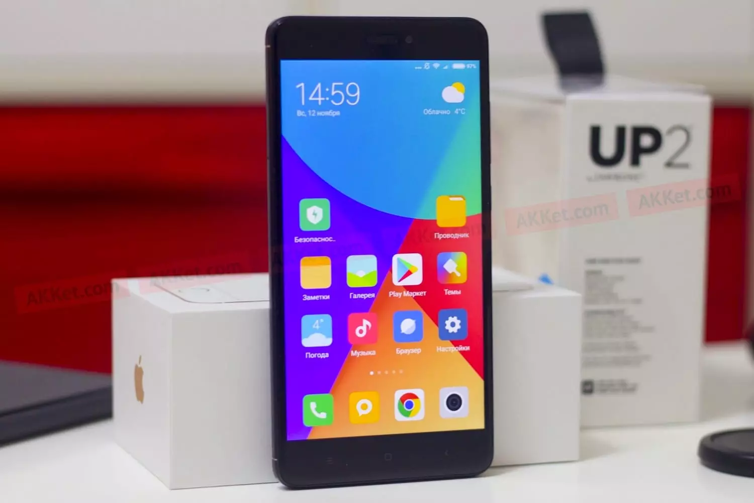 Сяоми смартфондар үшін белсенді Miui 10 бастады 10335_1