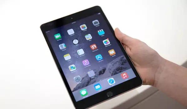 iPad Air 3.