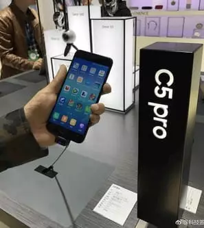 Samsung Galaxy C5 Pro Čína 2