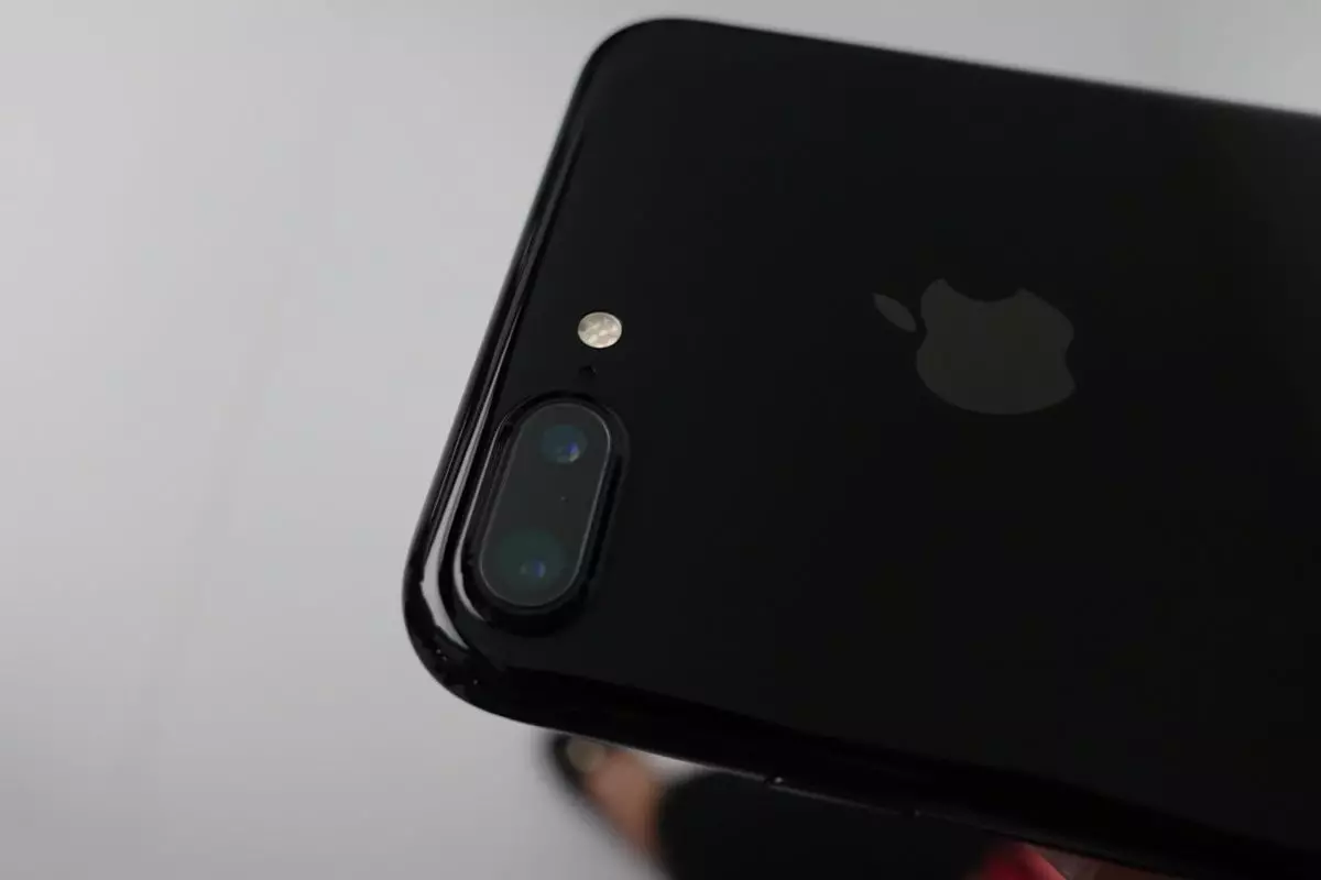 A Apple começou a coletar pré-encomendas para iPhone 7 e iPhone 7 Plus