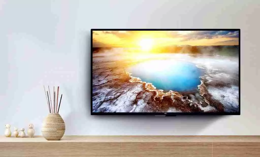Xiaomi nyuda rega kanggo All Mi TV 4A TV, sing saiki didol saka 9000 rubel 11366_3