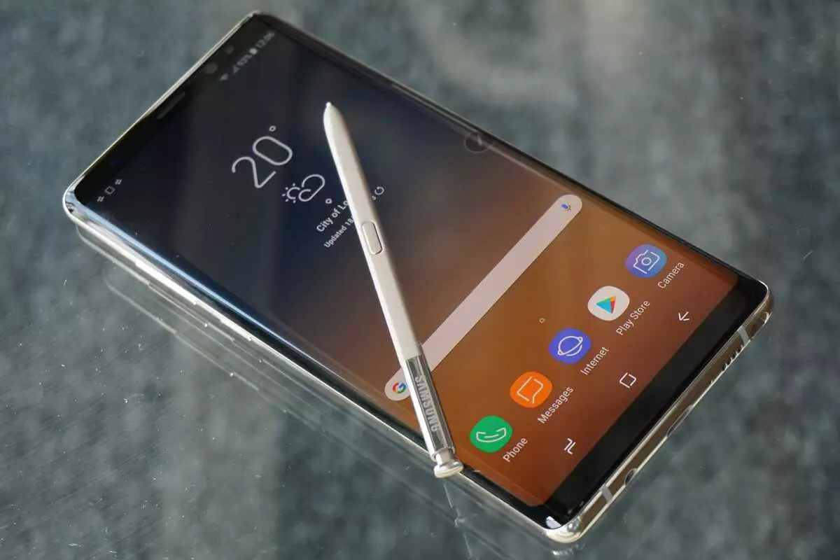 Samsung chọtara ụzọ iji chekwaa ire nke Galaxy Note 9, mana ọdịda ahụ ka na-enweghị atụ 11417_1