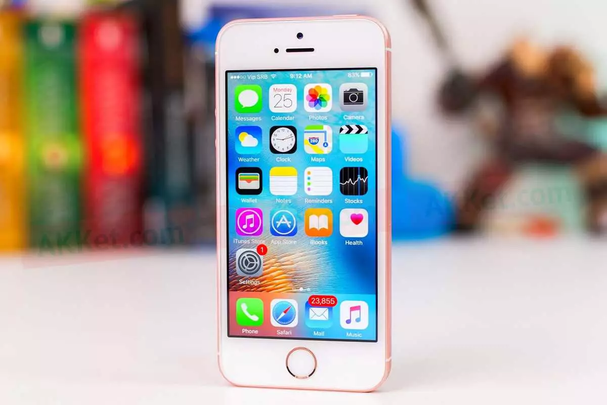 Aye ati idagbasoke ti iPhone se 2 ni a kọ 11537_2