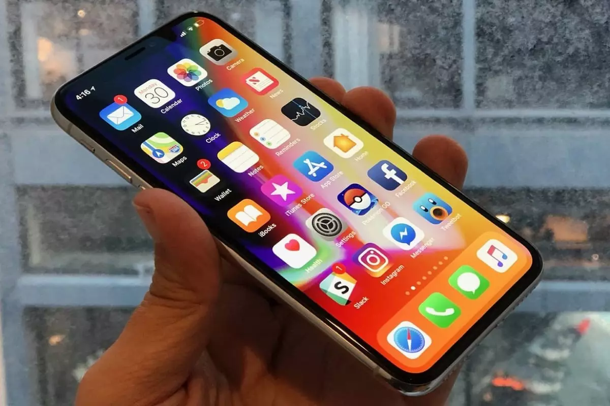 Właściciele iPhone X są nieszczęśliwi z nową klawiaturą - jest straszny 11573_1