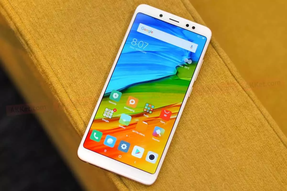 XiaoMi Redmi Ceeb toom 5 Pro tau txais ib qho kev muag khoom tshwj xeeb 12304_1