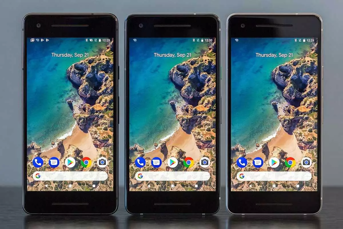 Google Pixel 2 thiab Pixel 2 XL yuav hloov mus rau qhov tseeb versions ntawm lub OS 3 xyoo, ib yam li cov iPhone X 12362_1