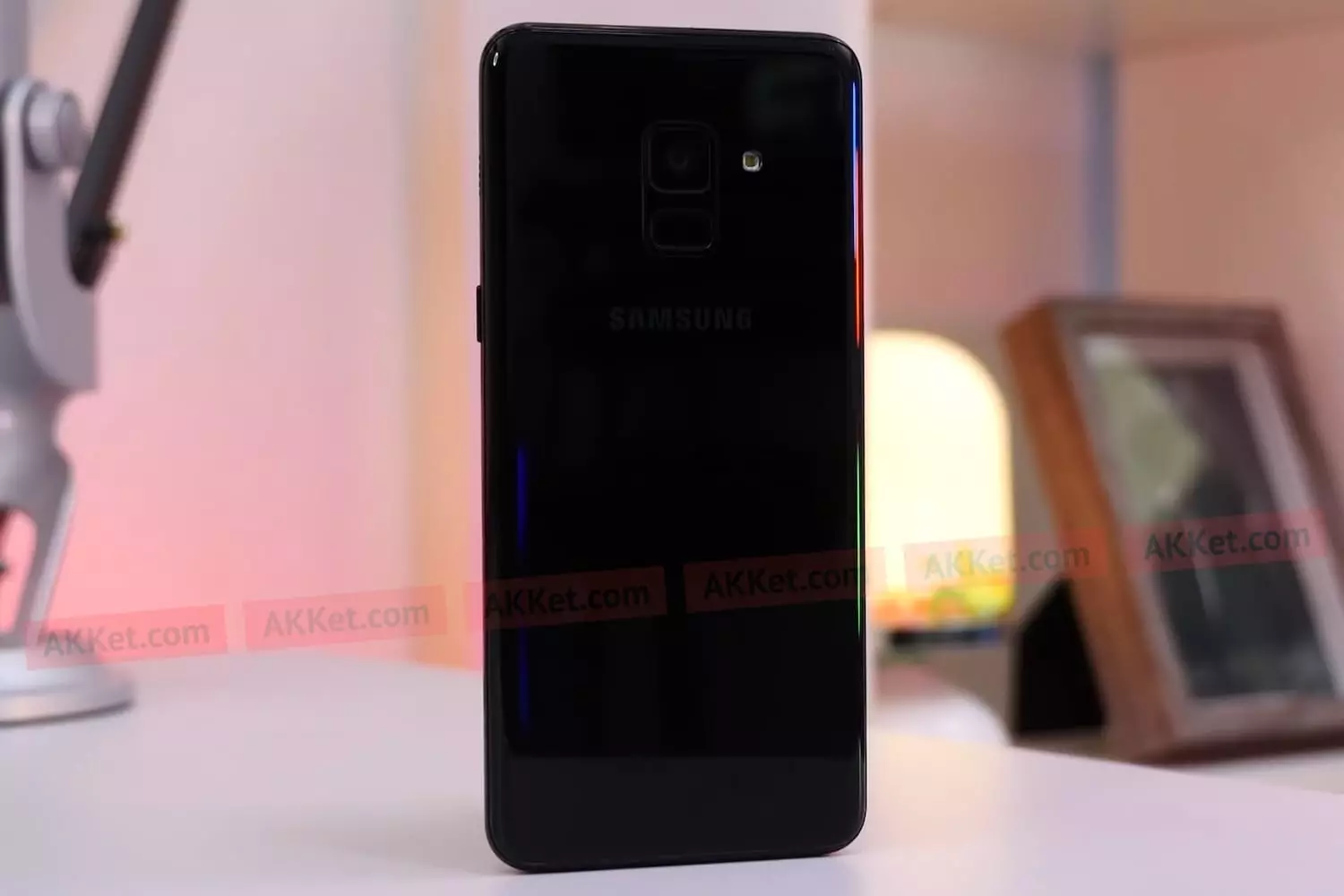 Samsung Galaxy A8 va A8 + (2018) smartfonlarining ushbu sharhi butun haqiqatni ochib berdi 12457_2