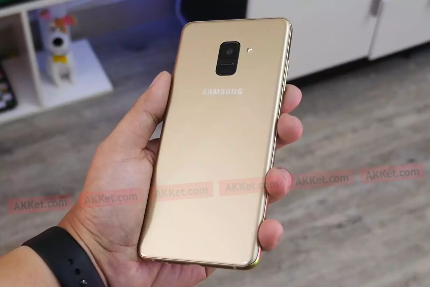 Samsung Galaxy A8 va A8 + (2018) smartfonlarining ushbu sharhi butun haqiqatni ochib berdi 12457_6