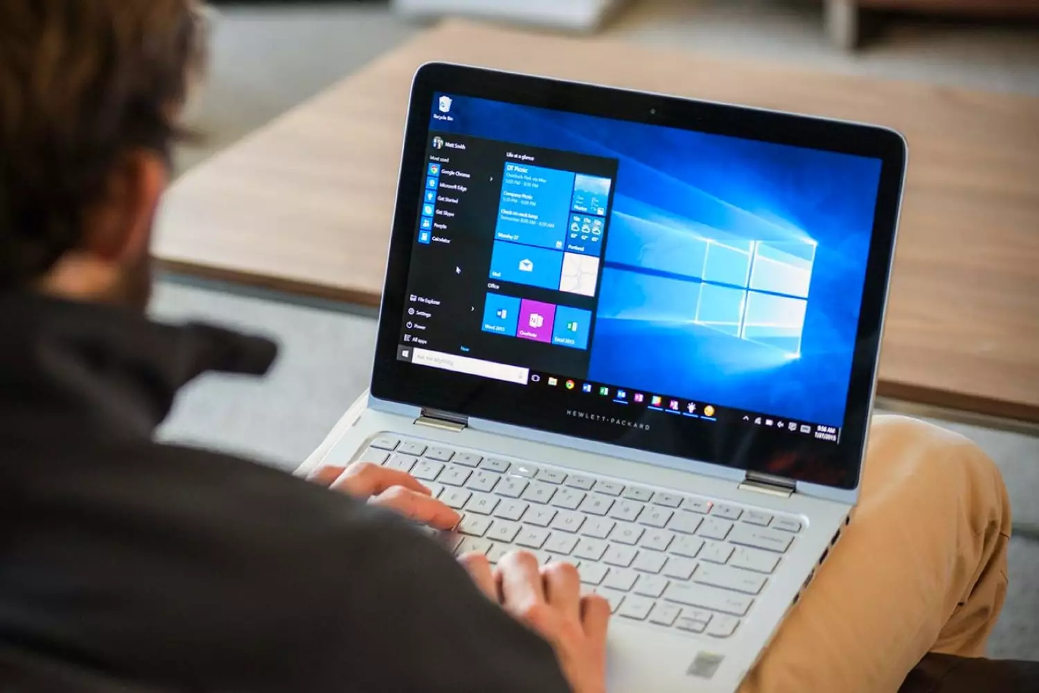 Windows 10 สำหรับคอมพิวเตอร์บน ARM จะเรียนรู้การเรียกใช้แอปพลิเคชัน 64 บิต 13216_1