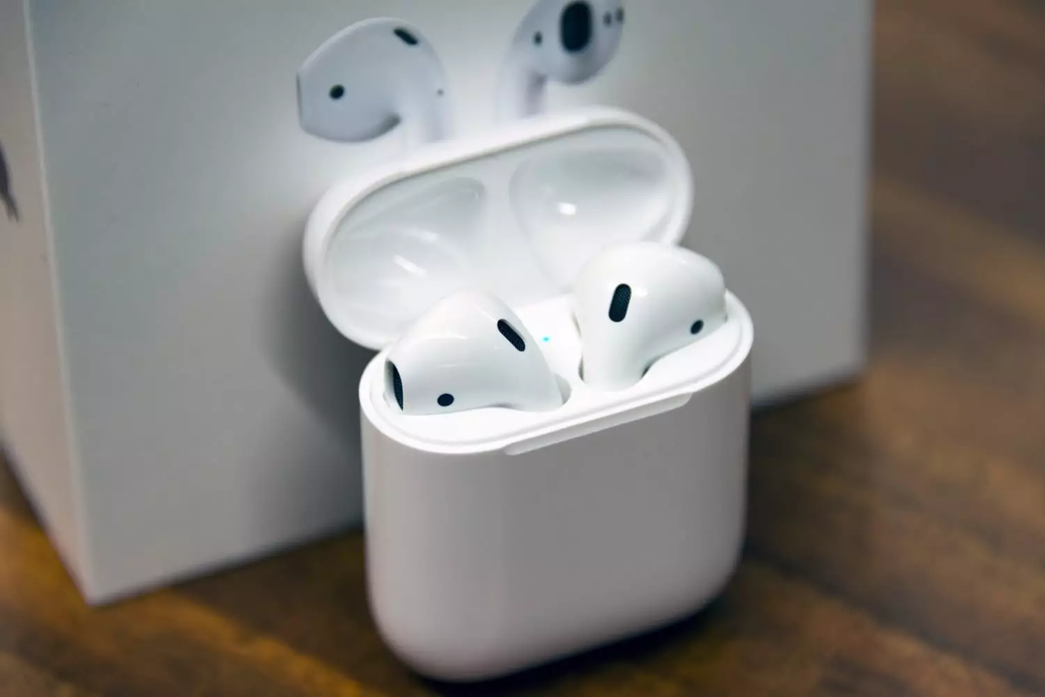 Apple Airpods 2 Wireless Head sal die mark in 2018 betree - Kenmerke en prys 13430_1