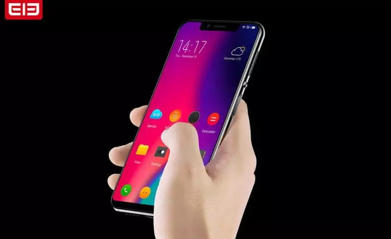 Elephone A4 Pro - oanständig billig smartphone med cutout på skärmen 13830_1