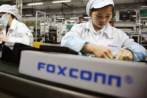 FoxConn ji bo hilberên Apple ji bo hilberên Apple-ê hilberîna sapphire nû ava dike