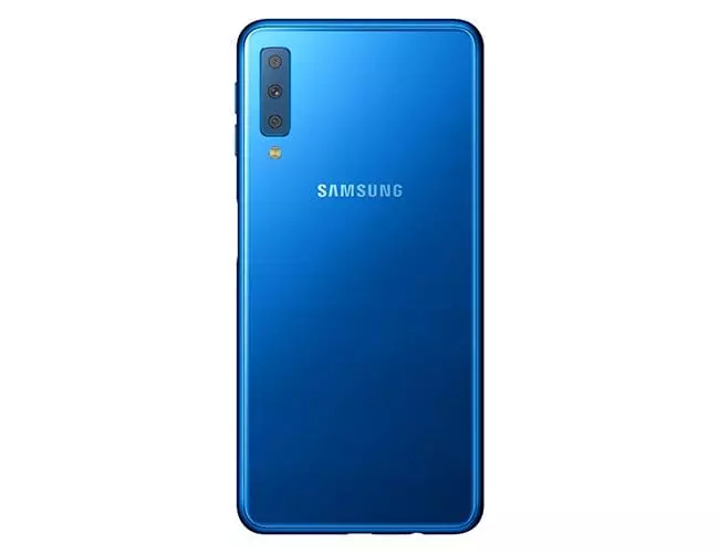 Cuirtear ceamara triple agus scanóir taobh i láthair Samsung Galaxy A7 (2018) 14942_3