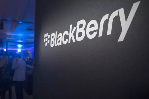 Blackberry muaj cov touchscreen kiag li smartphone rau lub npe Rio