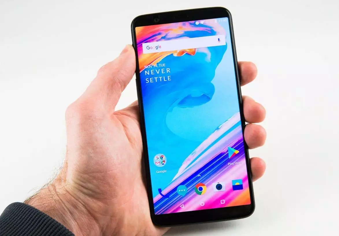 Độc quyền: Mọi người sẽ rất vui mừng với sự xuất hiện và có tính năng OnePlus 6 15364_1