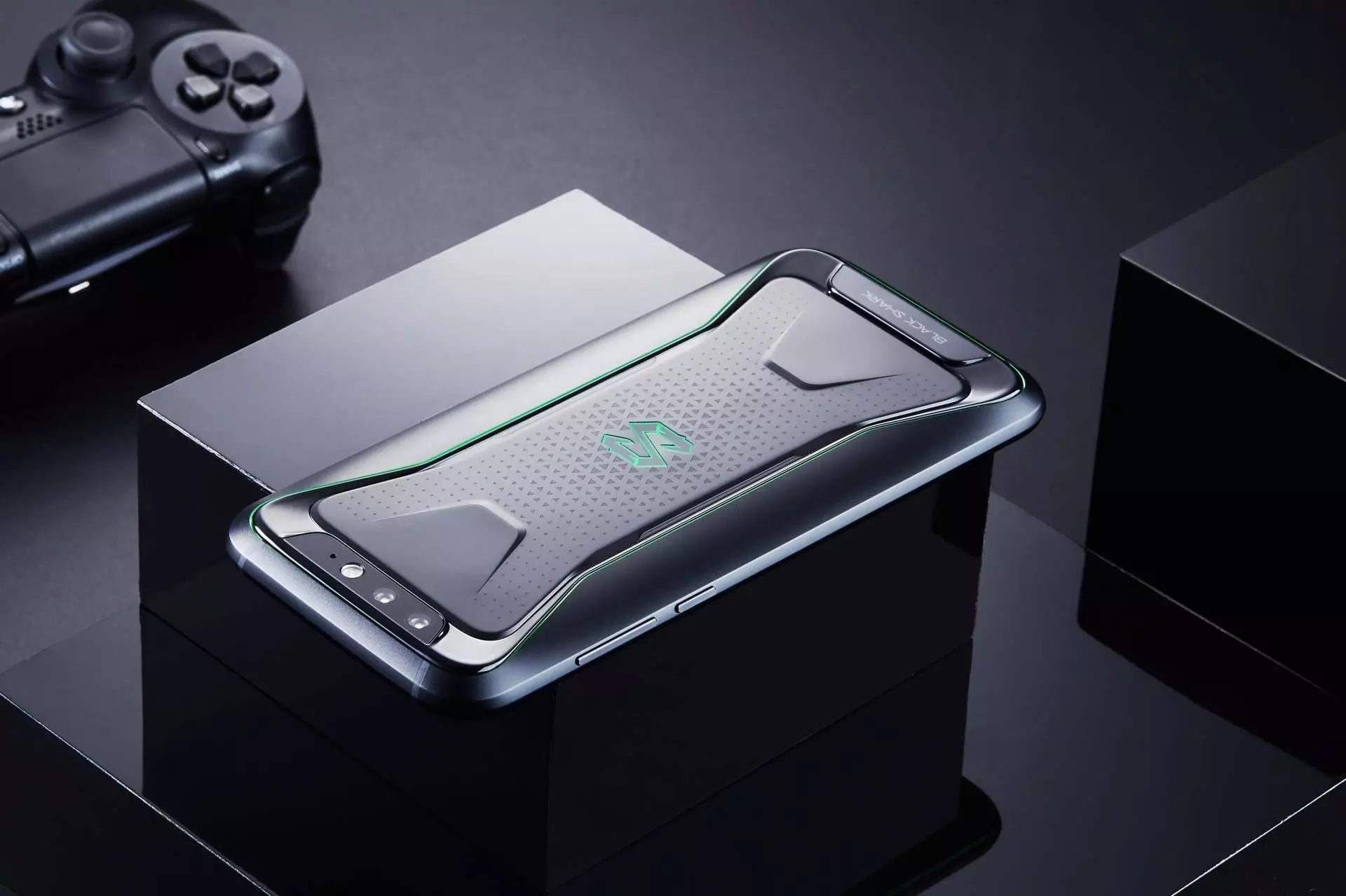 Präsentiert Gaming Smartphone Xiaomi Black Shark mit Wasserkühlung 15391_2