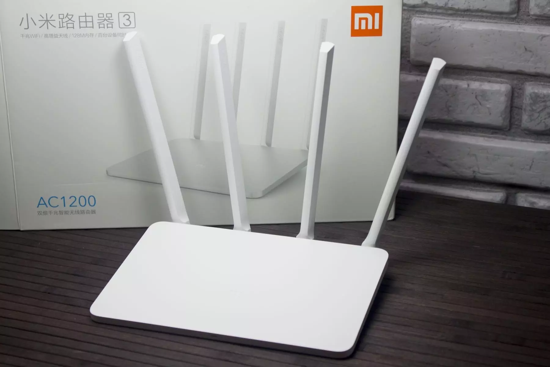 Xiaomi dia namorona gadget tsy takatry ny saina ho an'ny olona 990 ho an'ny olona an-tapitrisany 15414_1