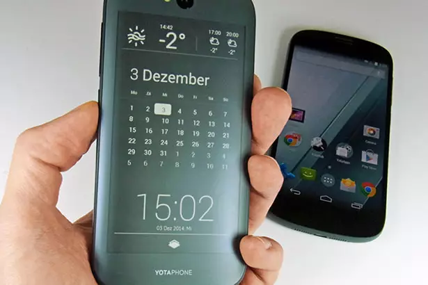 Yotaphone 2 smartphone nûvekirina pergala mezin a girîng wergirt