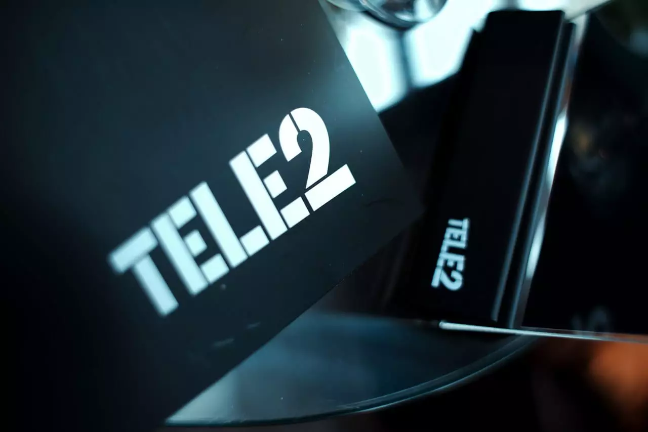 TelE2 Operator Cellular A 20-sale xewnek ji hemî rûsan pêk anî 15541_1