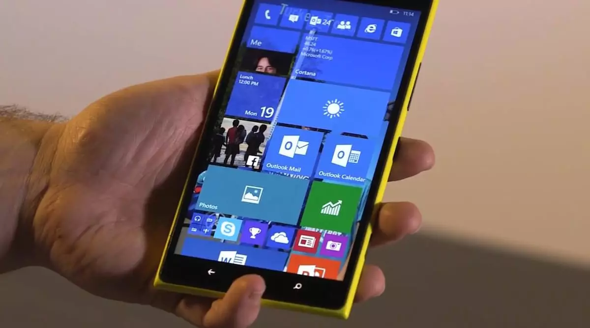 Windows 10 mobile smartphone Microsoft 2