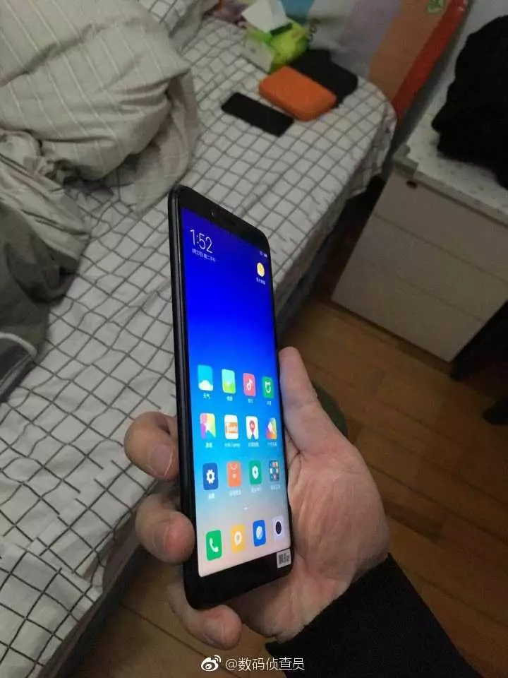 O teléfono intelixente Xiaomi máis bonito, que parece incrible, e aínda mellor o iPhone X 15776_2