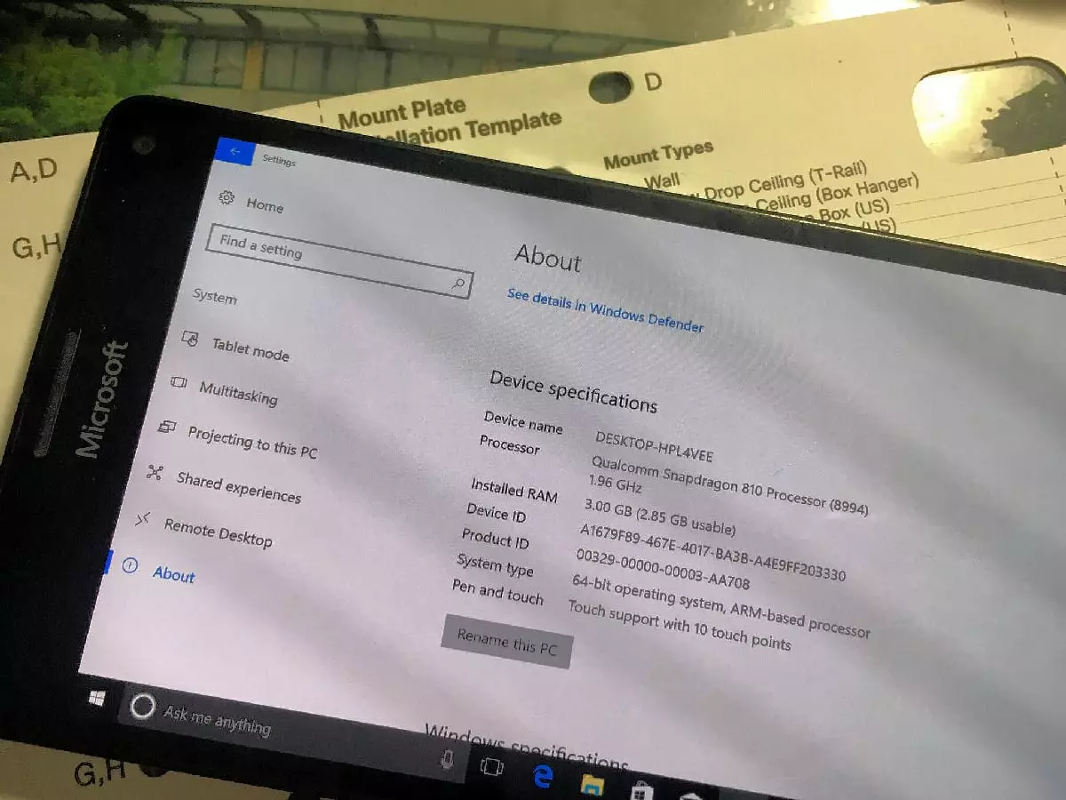 Ua haujlwm smartphone ntawm Computer Windows 10 ntawm video 15891_1