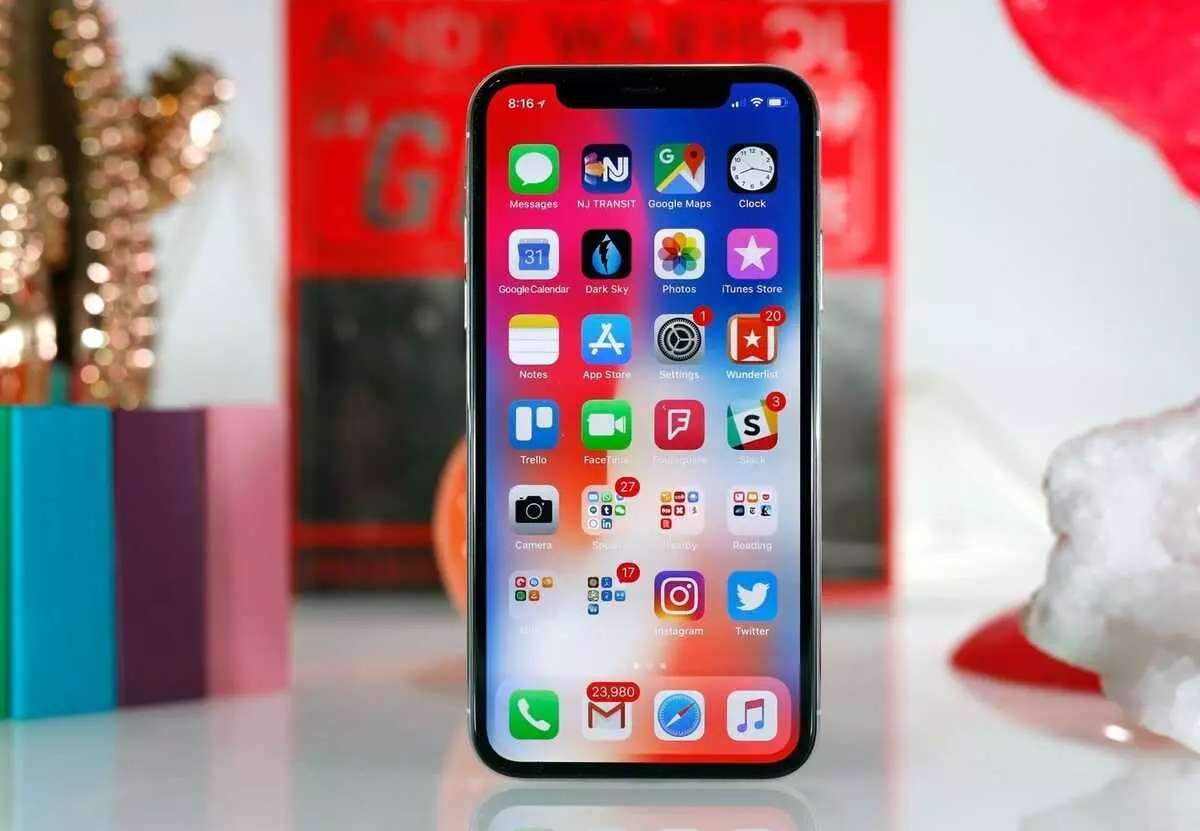 Vo všetkom iPhone X bola nájdená skrytá funkcia, ktorú nikto nevie 16031_2