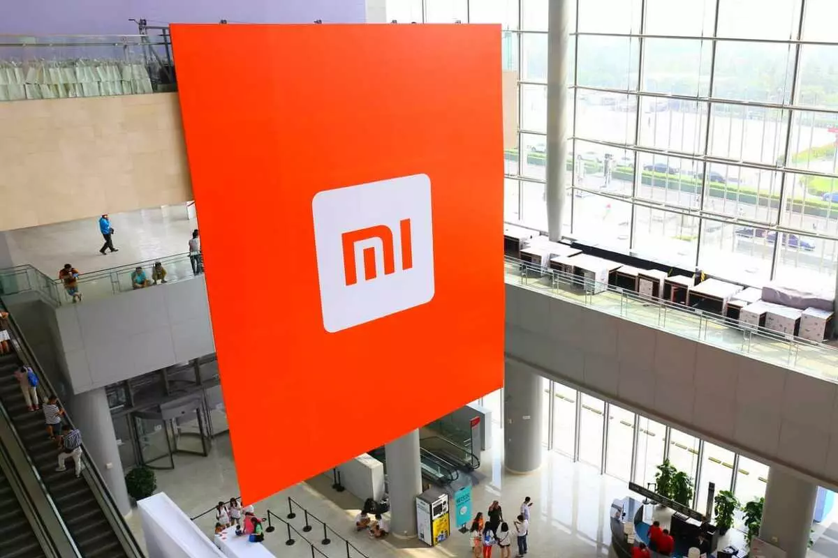 මිලියන ගණනක් රූබල් සෑම කෙනෙකුටම ලබා දීමට Xiaomi විසින් ඉඩ දෙන විට එය ප්රසිද්ධියට පත්විය 16490_1