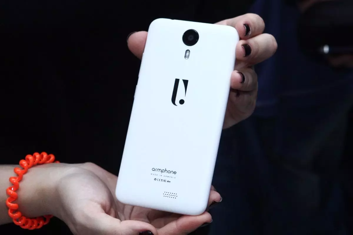 Rûsya dest bi firotina smartphone ya ermenî li ser Android ji bo 25,000 rubles