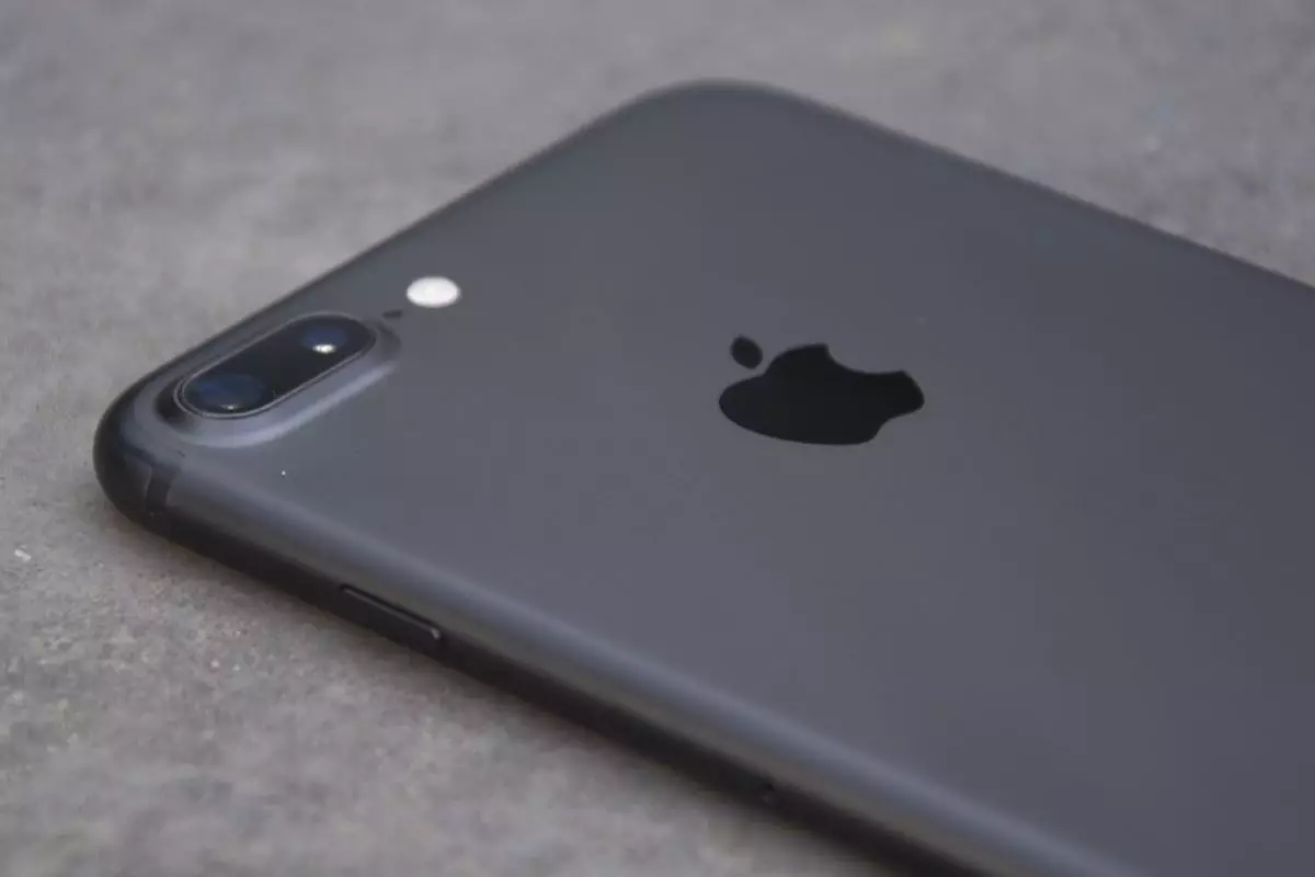 Dengê ecêb ji pêvajoyê di iPhone 7 û iPhone 7 plus de dê tenê bi demê re zêde bibe