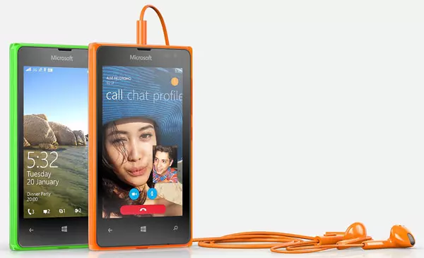 Lumia 532.