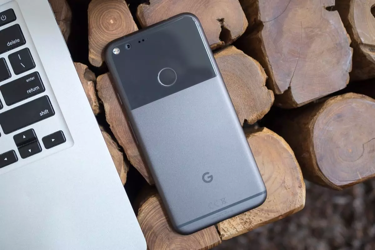 Atskleisti naujos LG Nexus 5 - "Google Pixel M" išmanųjį telefoną