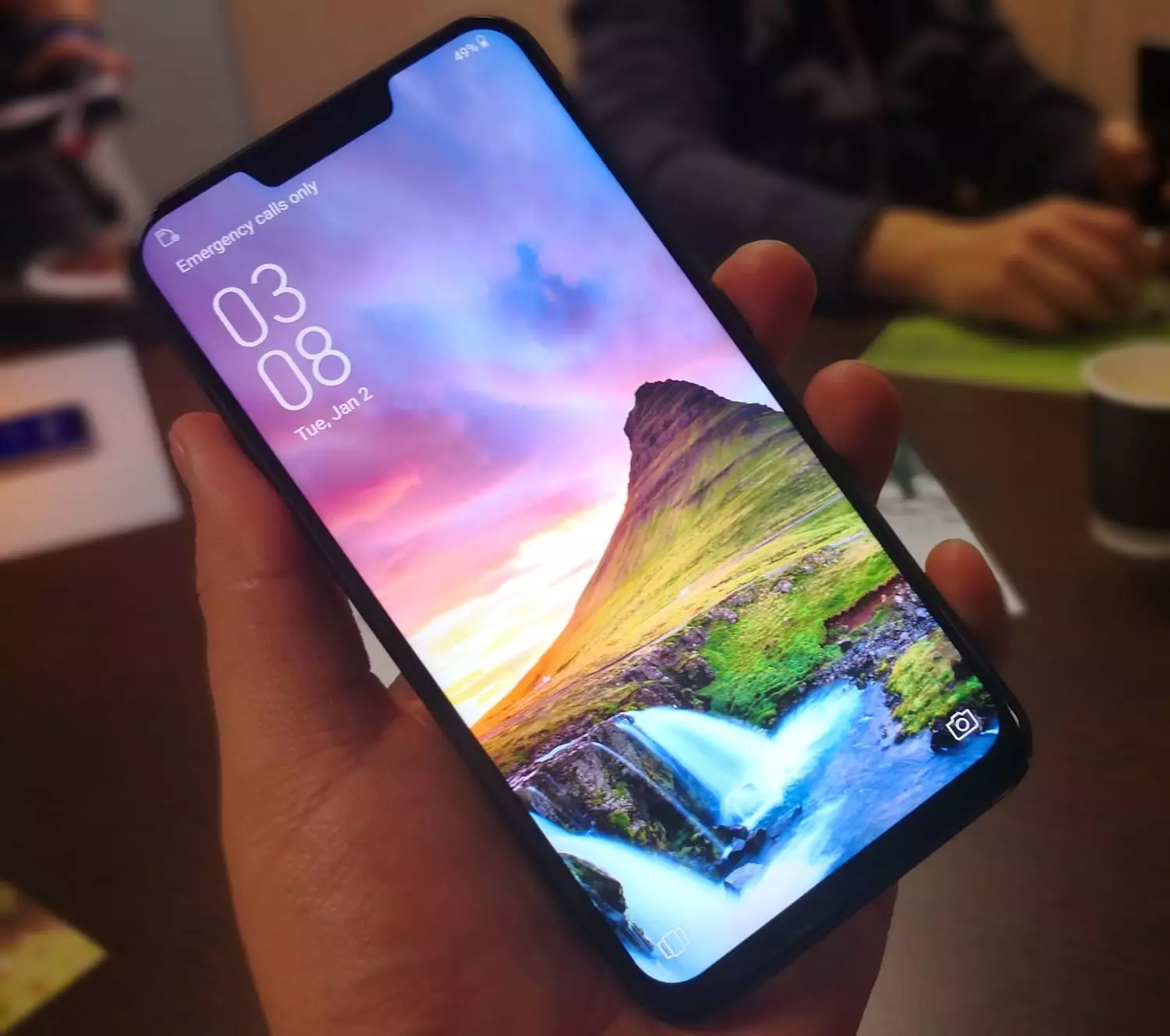 LG G7 ghọrọ ekwentị nke mbụ nke nwere ike igbochi na ihuenyo ahụ 17194_1