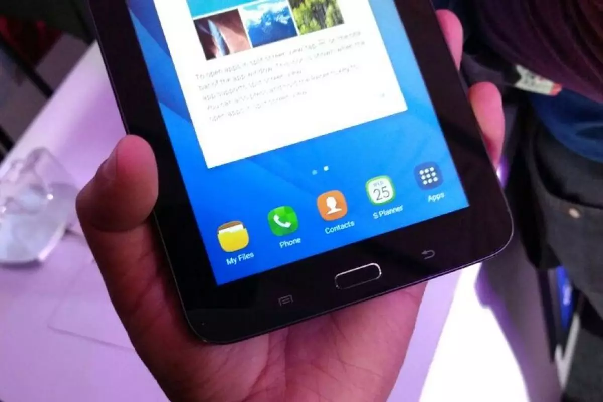 Samsung ngenalake tablet Galaxy Tab kanthi scanner saka retina