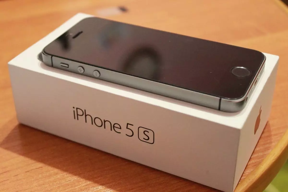 Yangi Apple iPhone 5S-ni sotib oling 16 Gb ichki xotiralar 159 dollarga olib borildi