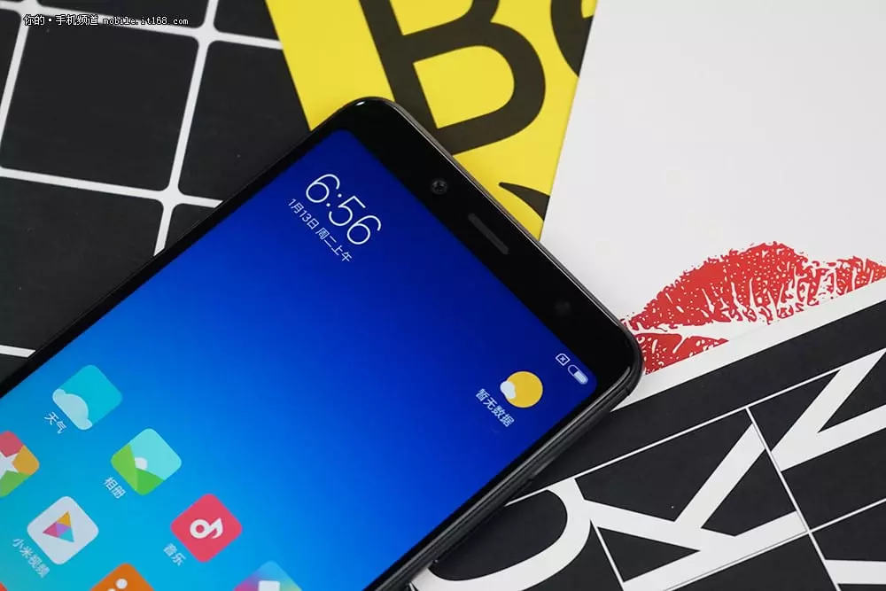 Xiaomi Twa fwa twonpe tèt nou Kliyan nan Redmi Remak 5 pou Ayi Doub Kamera Smartphone la 17658_2