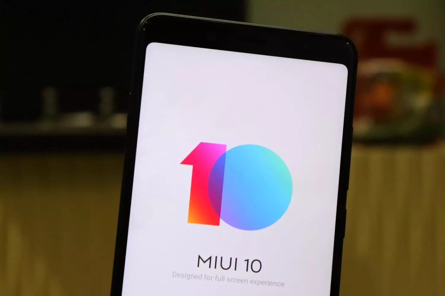 Xiaomi frigivet den endelige firmware MIUI 10 for legendariske smartphones 18182_1