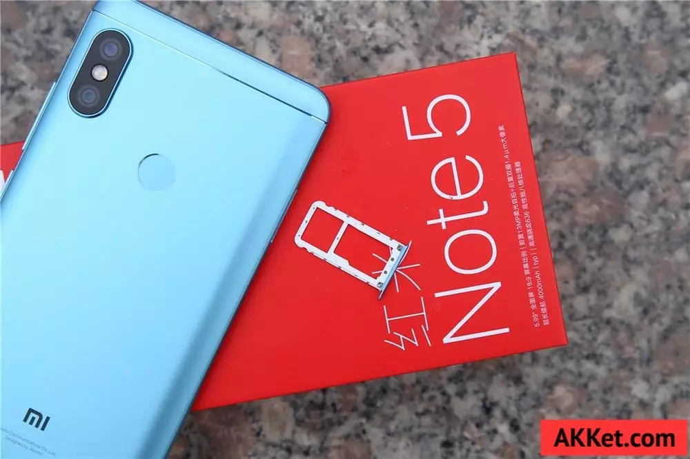 Kebenaran yang dahsyat muncul: Xiaomi Redmi Note 5 untuk China adalah dahsyat 18405_1