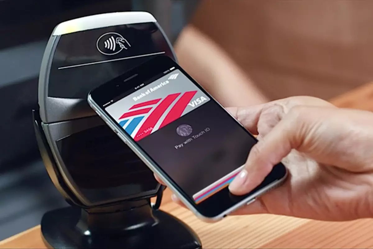 A Apple começou a ensinar seus funcionários a trabalhar com a Apple Pay