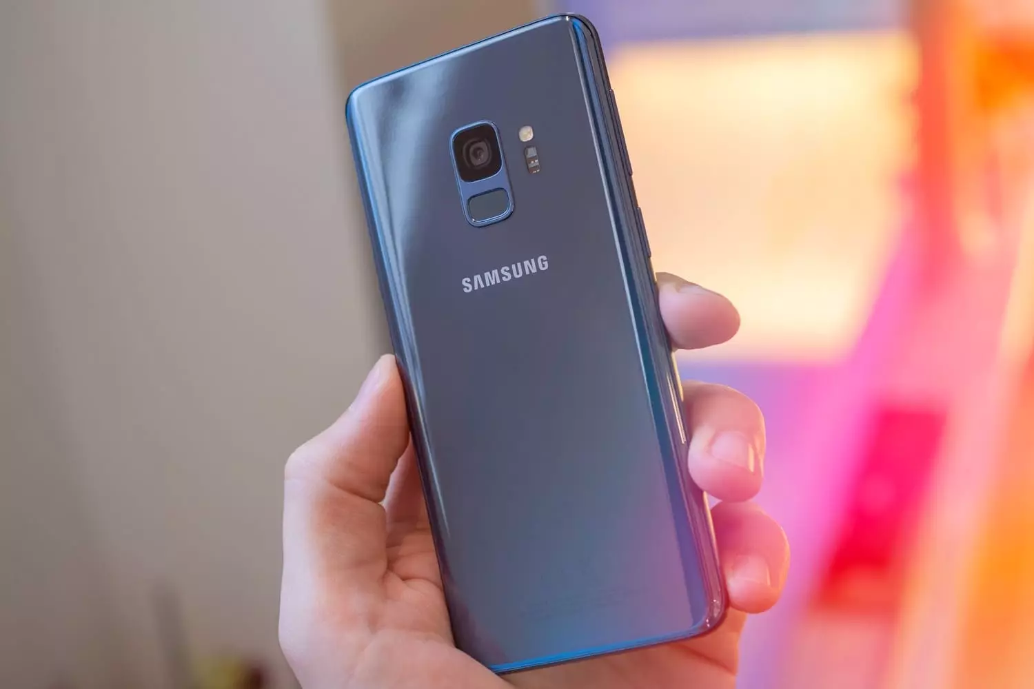 Samsung Galaxy S9 mashhur do'konlar narxida juda kuchli qulab tushdi
