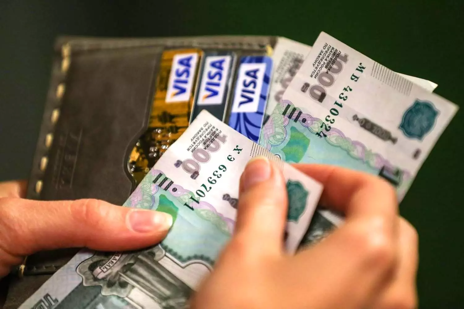 Sberbank urobil jednorazovú platbu 1 000 rubľov pre držiteľov bankových kariet 18946_1