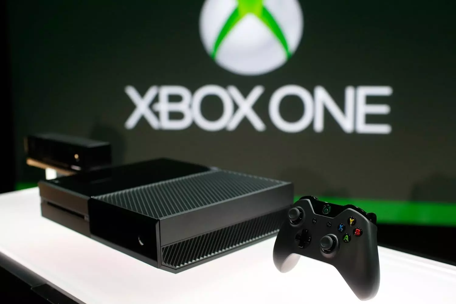 माइक्रोसॉफ्ट ने Xbox One को बिल्कुल मुफ्त वितरित करना शुरू किया