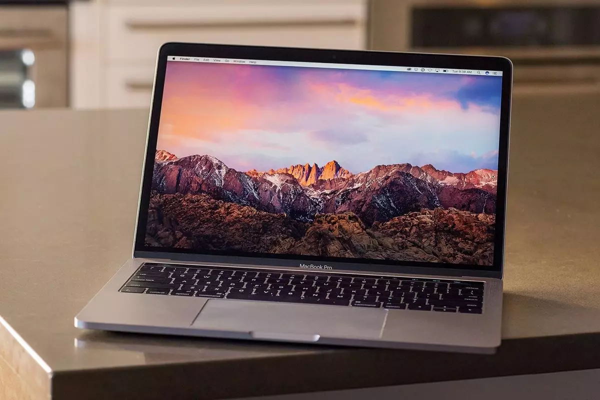 "Apple" išspręs visas grafines problemas naujame "MacBook Pro" su "MacOS" atnaujinimu