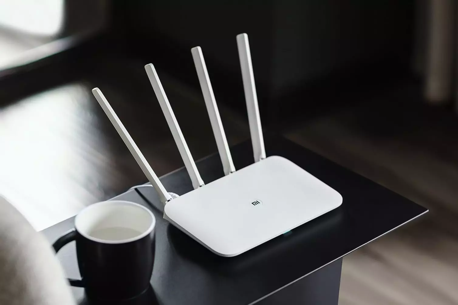 Pateiktas maršrutizatorius XIAOMI MI maršrutizatorius 4 su Wi-Fi 802.11AC palaikymu ir Gigabit LAN prievadais 19690_2