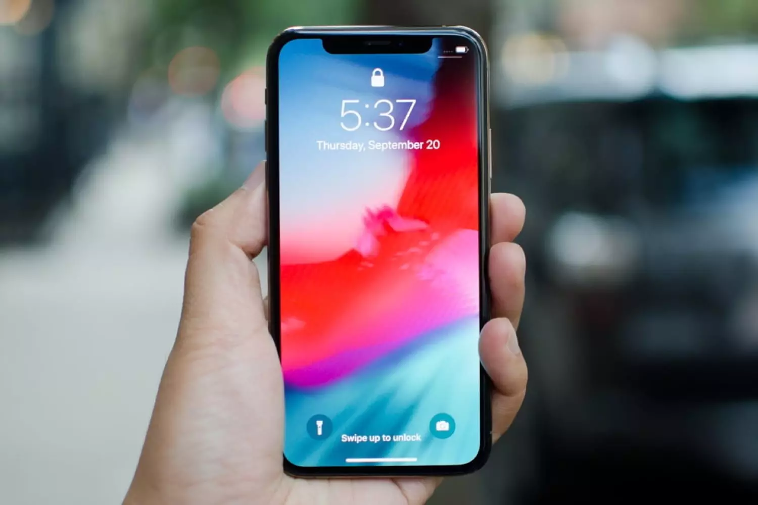 Apple- მა გამოაქვეყნა ბიუჯეტის iPhone XS $ 250 ერთი კამერა 20436_1