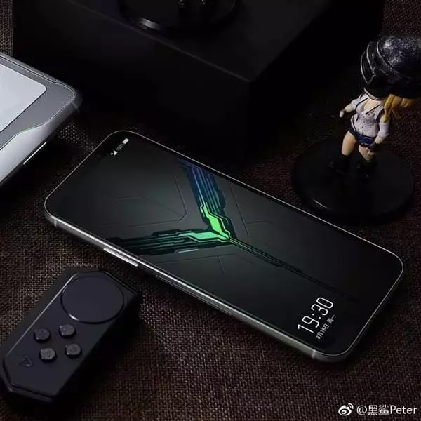 Xiaomi Black Shark 2, de machtichste smartphone yn 'e wrâld, sloech elkenien 20532_3