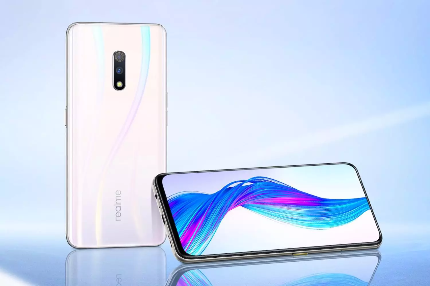 Realme смартфони, Killer Xiaomi, влезе в продажба в Русия и други страни по света 20713_2