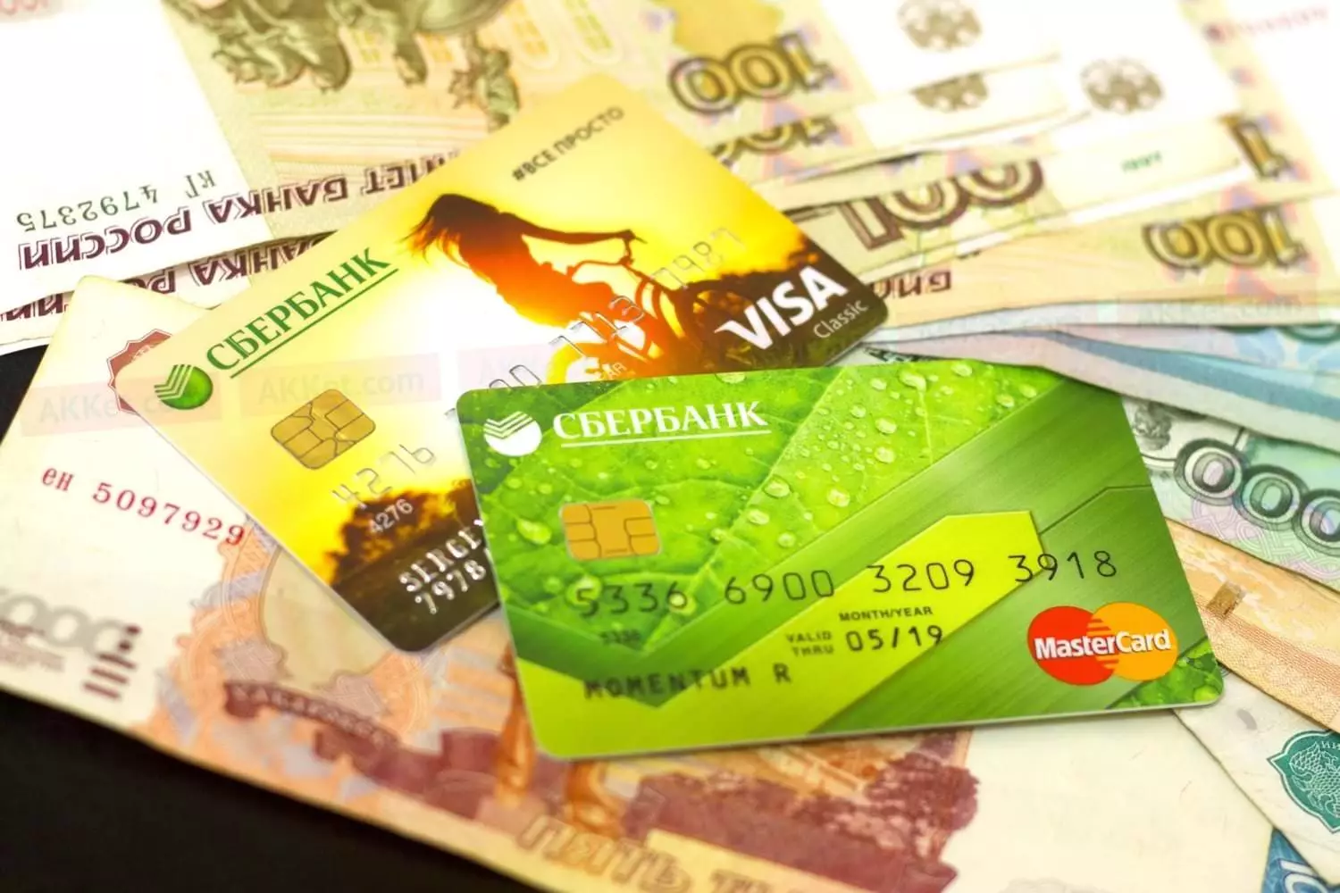 Sberbank, banka kartlarına para alma ve para gönderme kurallarını değiştirdi. 21173_2