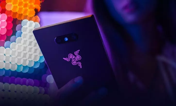 Tsebiso Razer Phone 2 - mposa ya lisano smartphone sireletsa metsi le tšehetso bakeng sa tjhaja wireless 21524_4